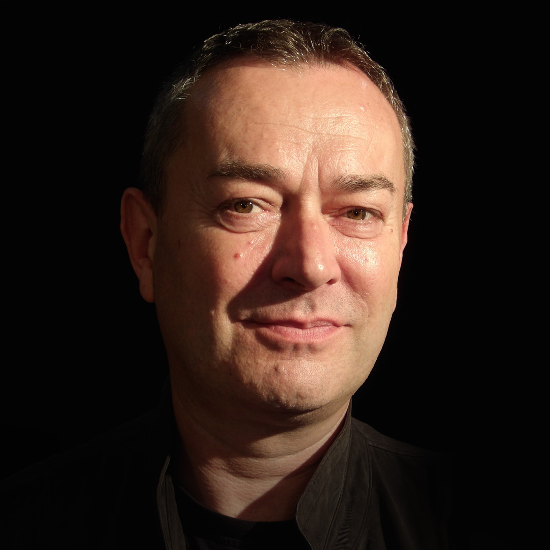 About – Absolute Theatre